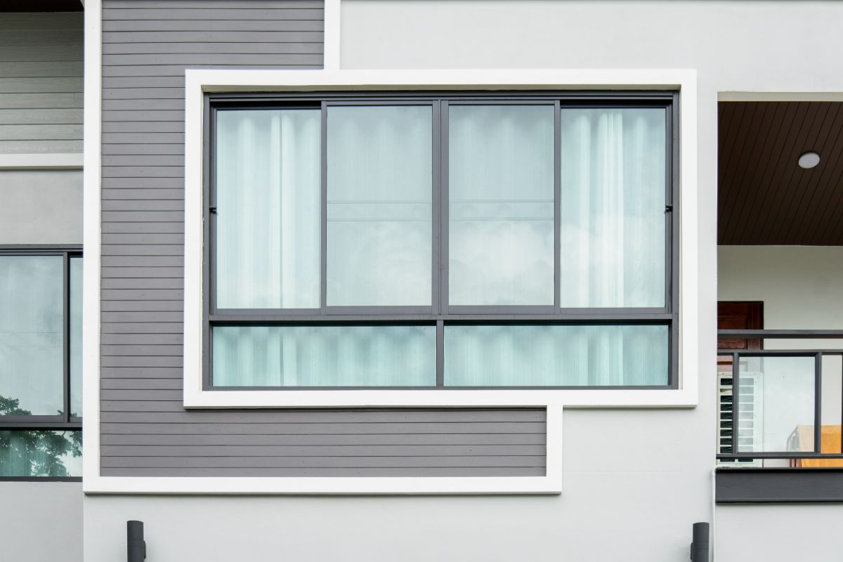 5 Awning Window Designs for Home Improvement